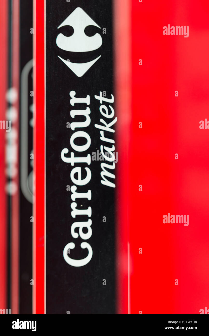 Carrefour market hi-res stock photography and images - Alamy