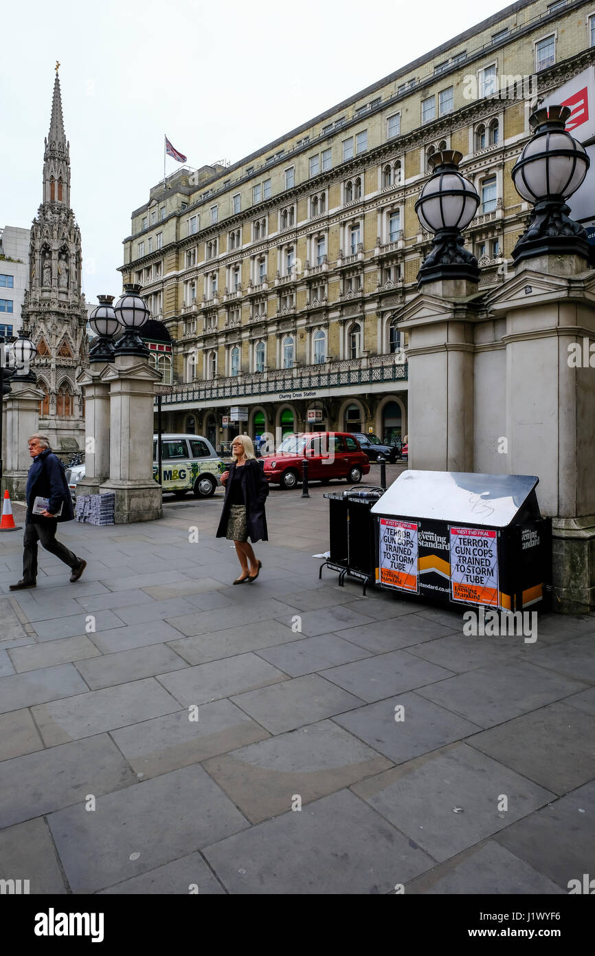 Charing Cross station Stock Photo - Alamy