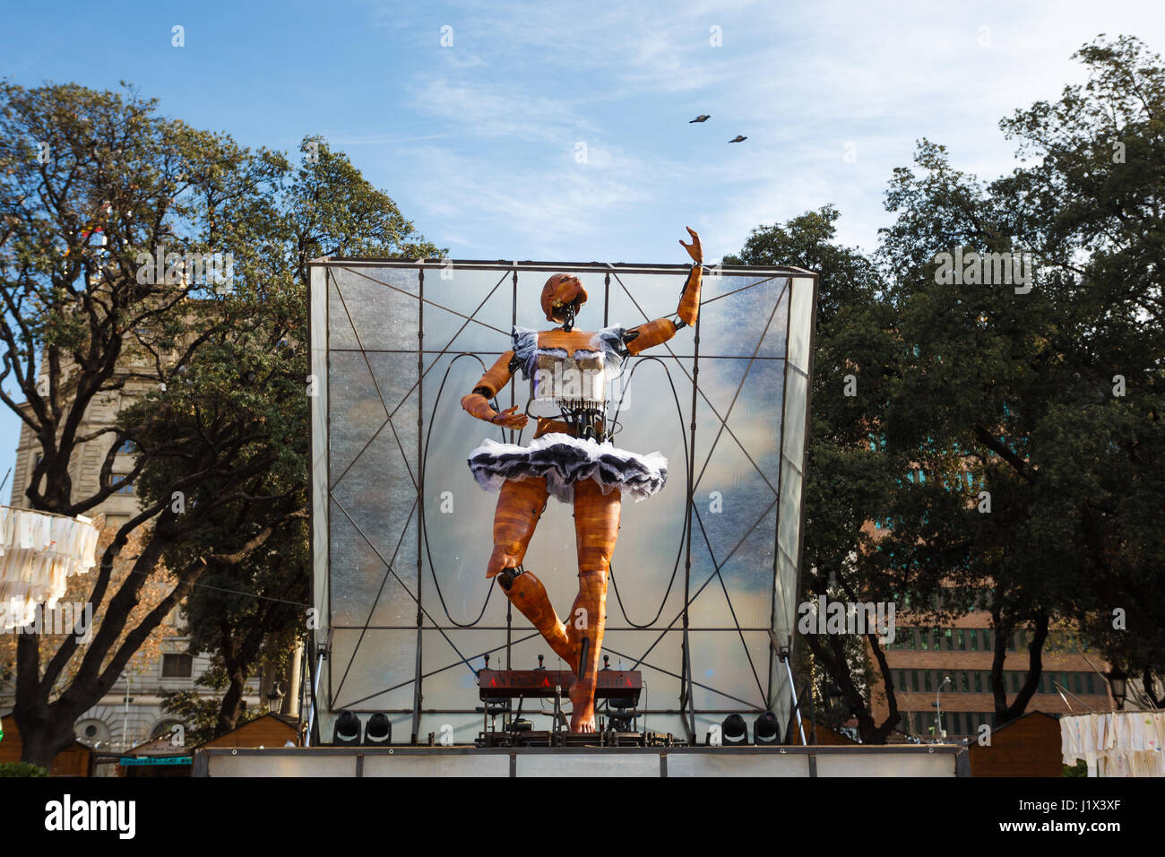 Android city hi-res stock photography and images - Alamy