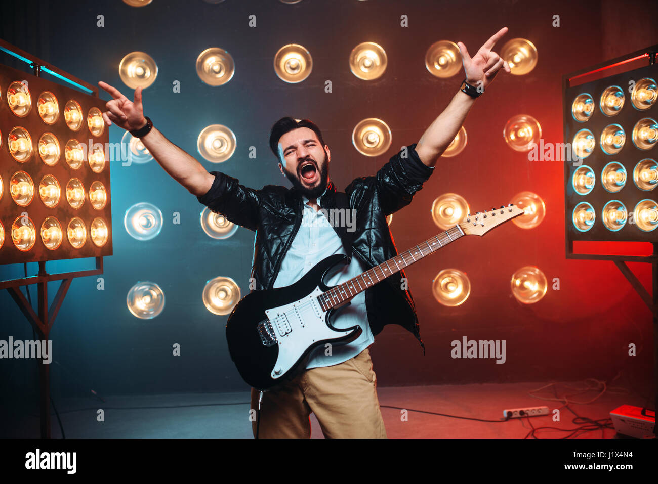 Male rock star hi-res stock photography and images - Alamy
