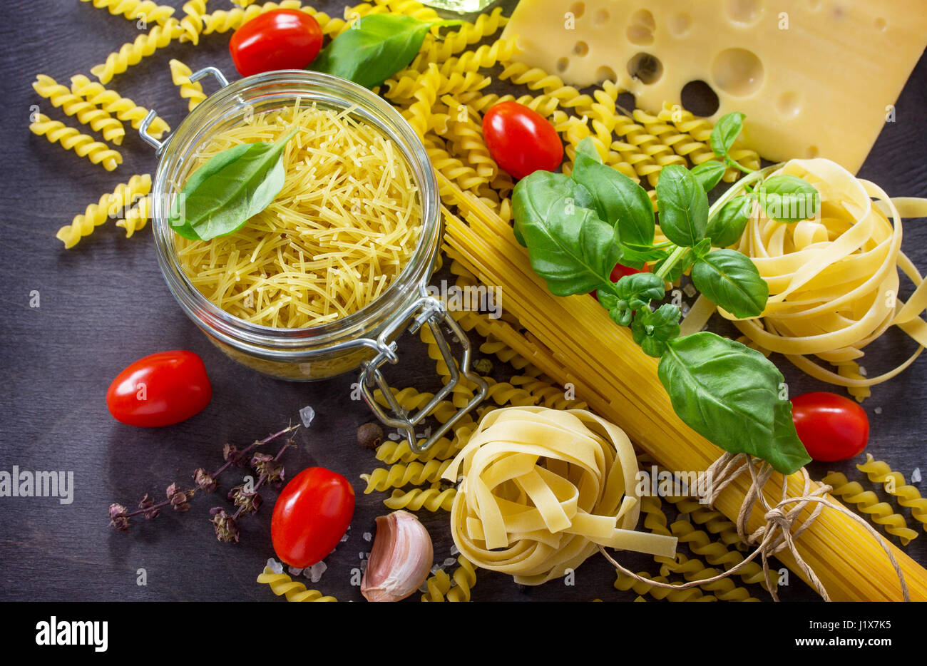 Pasta ingredients cherry tomatoes hi-res stock photography and images ...