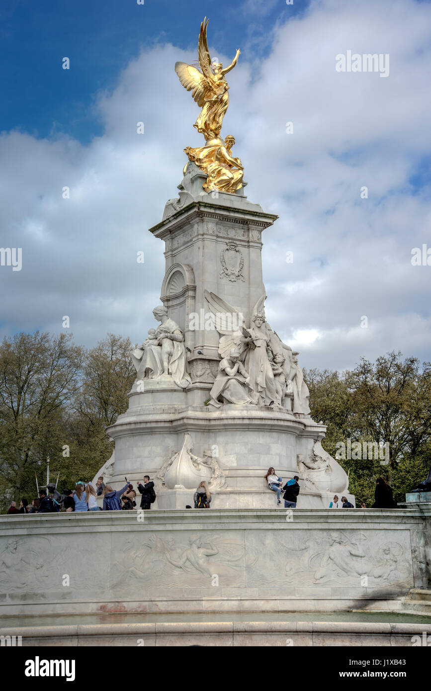 Queen Victoria Memorial, London, United Kingdom Stock Photo - Alamy