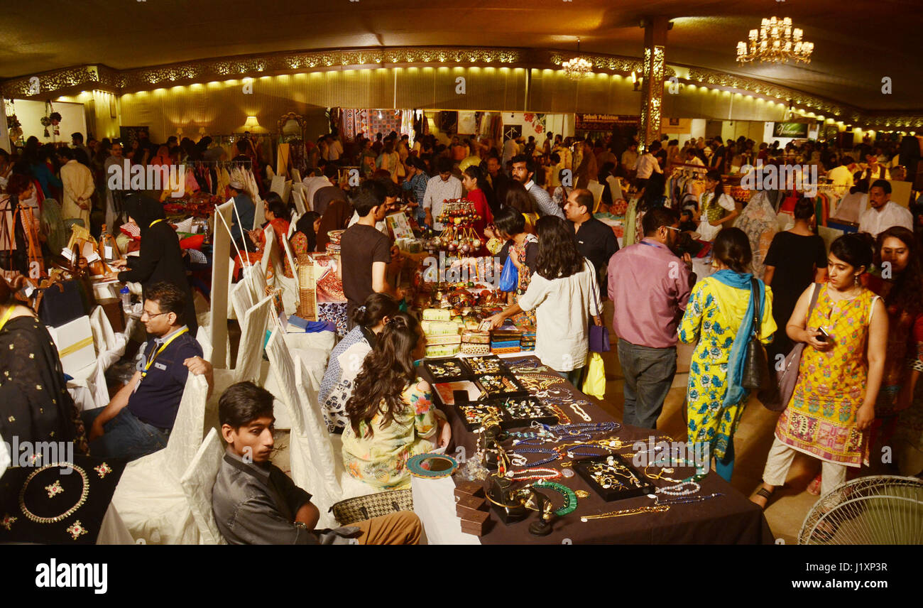 Handmade crafts of pakistan hi-res stock photography and images - Alamy