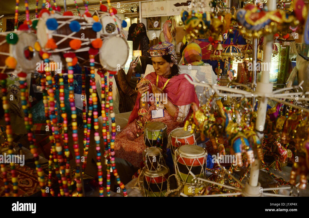Lahore, Pakistan. 23rd Apr, 2017. Pakistani people takes interest in ...