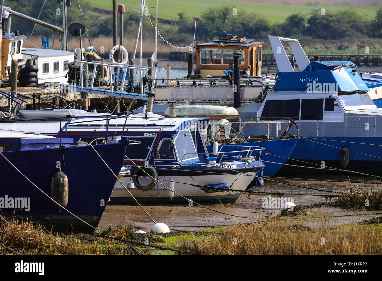 Harbour boats boat hi-res stock photography and images - Alamy