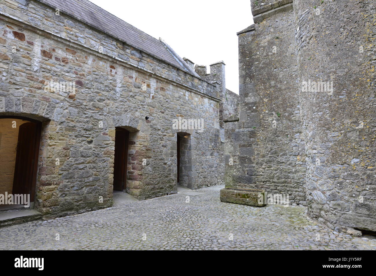 Inner courtyards at Cahir castle in Ireland Stock Photo - Alamy