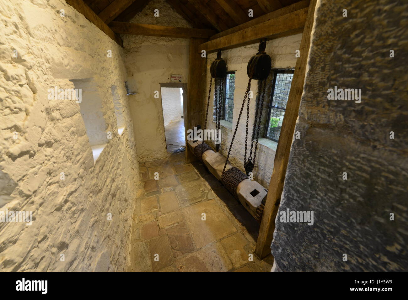 Wooden portcullis hi-res stock photography and images - Alamy