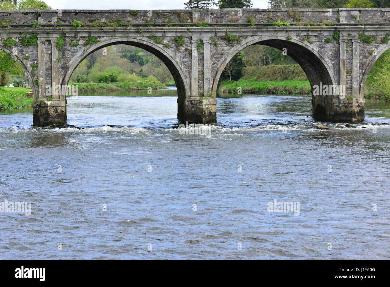 The bridge over the River Nore at Inistioge in Ireland Stock Photo - Alamy