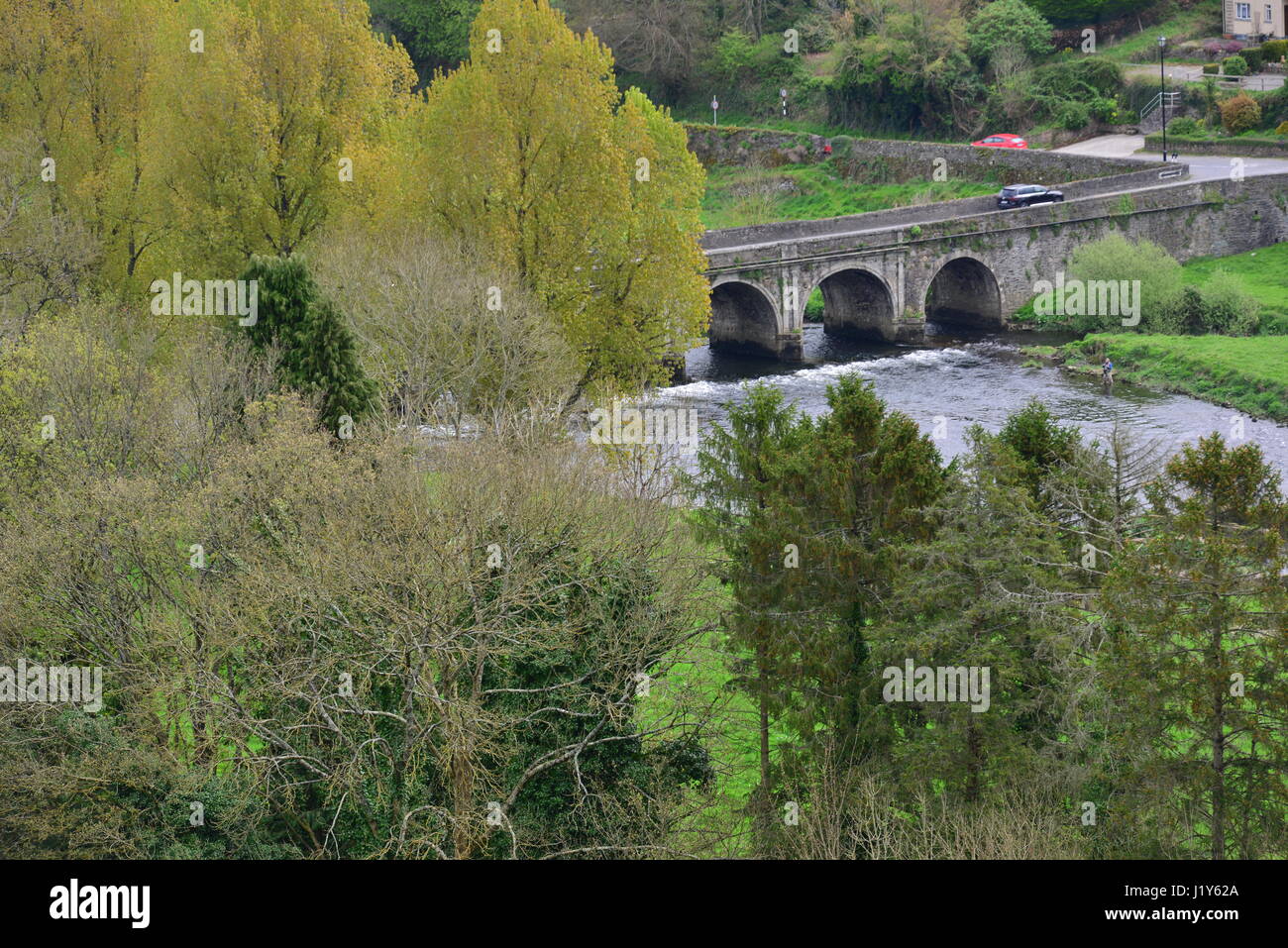 Looking down at the bridge at Inistioge, Ireland on a spring day Stock ...