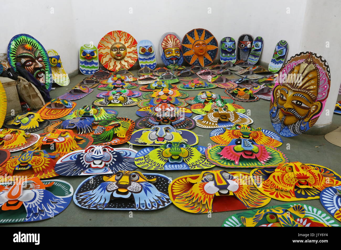Bengali traditional Colorful masks Stock Photo - Alamy