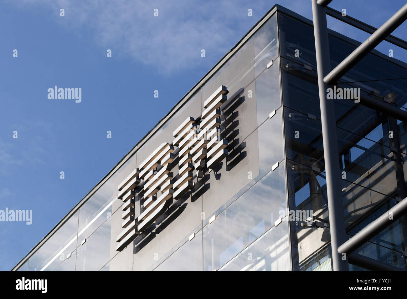 Ibm logo hi-res stock photography and images - Alamy