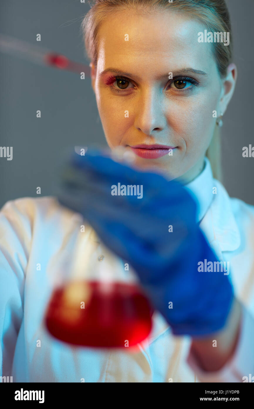 Smiling woman lab technician in laboratory Stock Photo - Alamy
