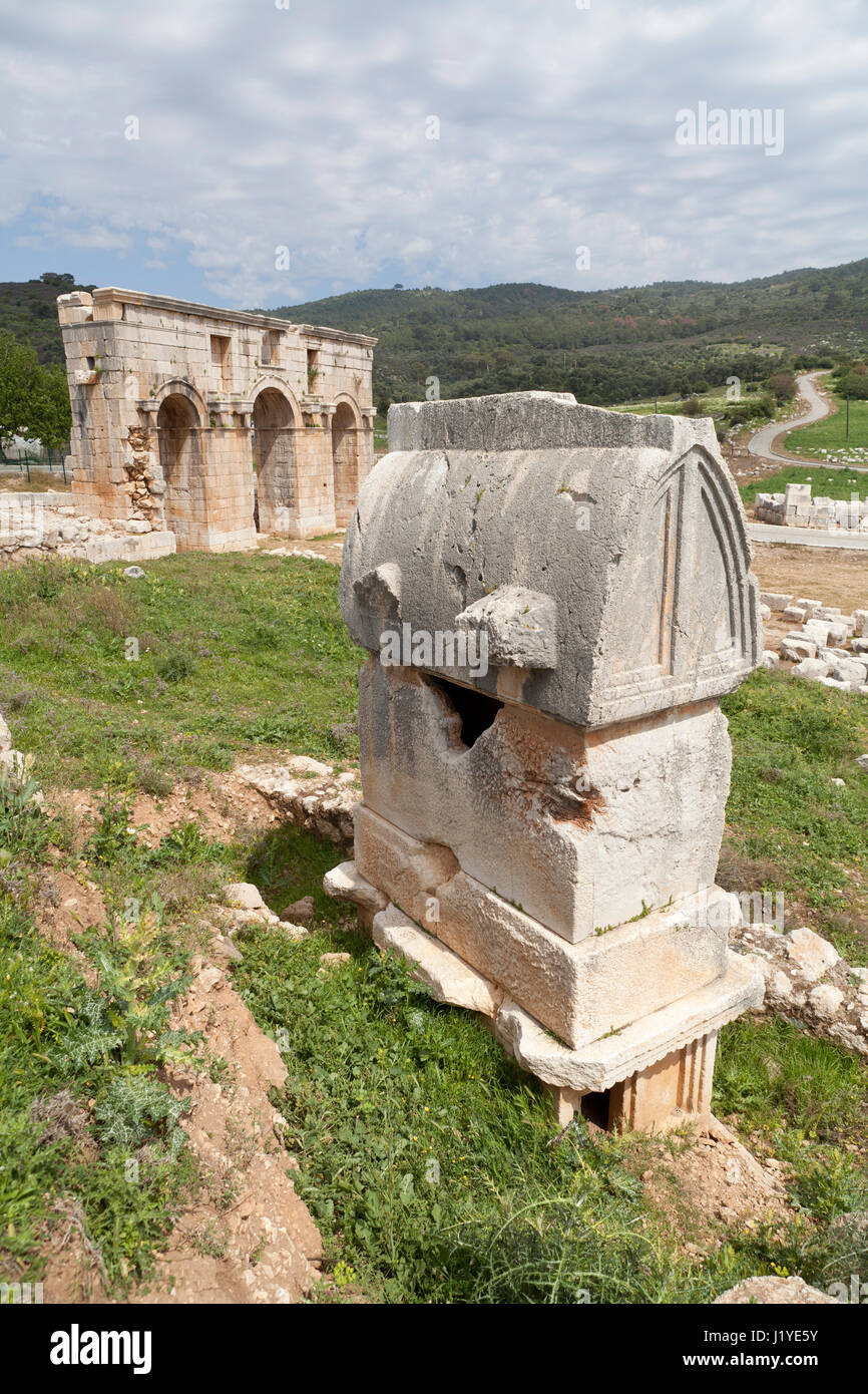 Arch of Modestus at Patara Stock Photo - Alamy