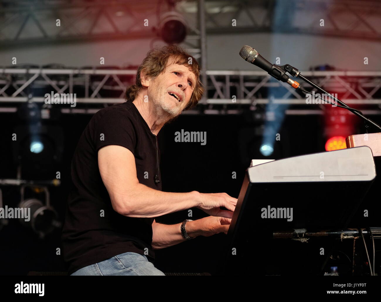 Rod argent musician hi-res stock photography and images - Alamy