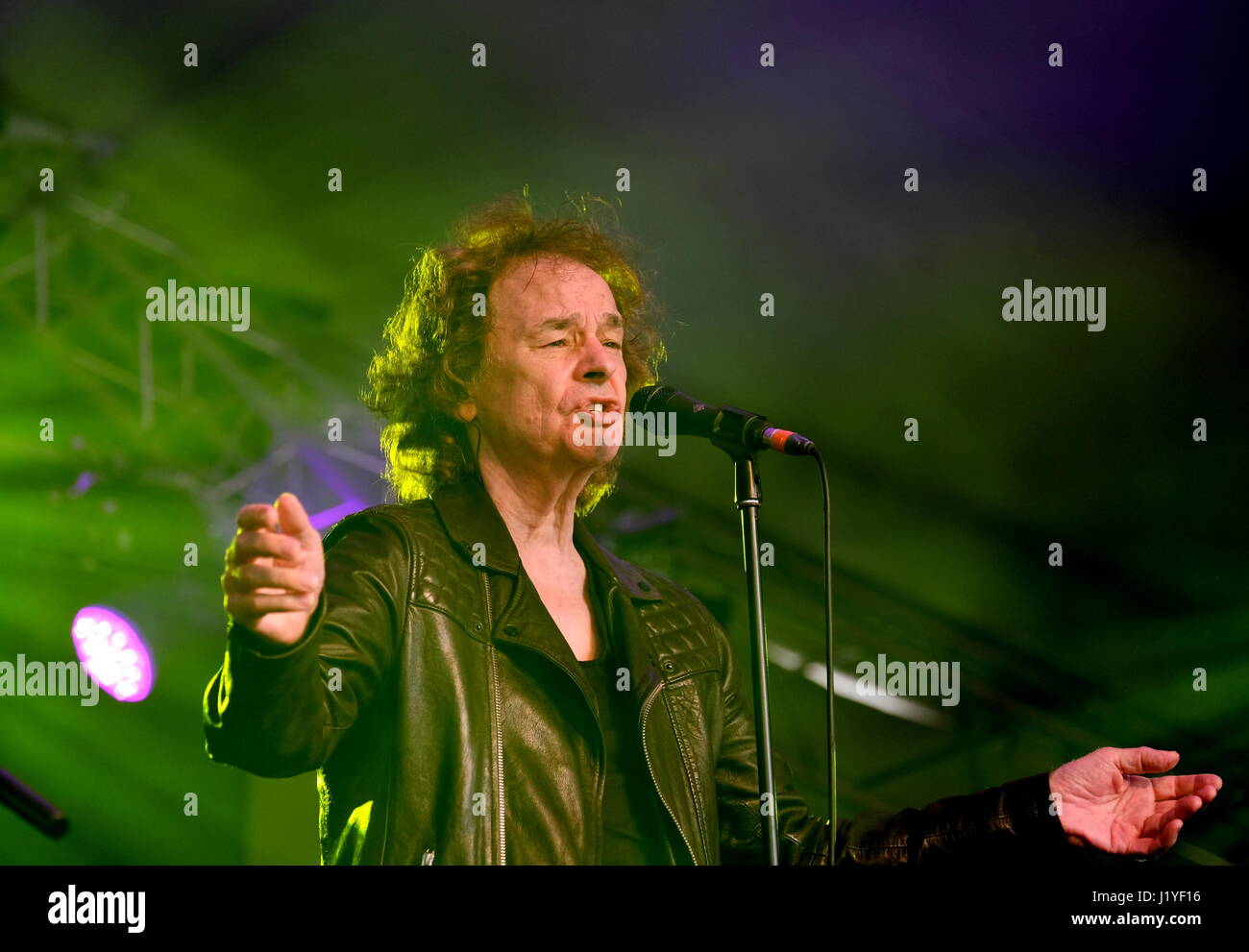 Colin Edward Michael Blunstone lead singer of The Zombies Stock Photo ...