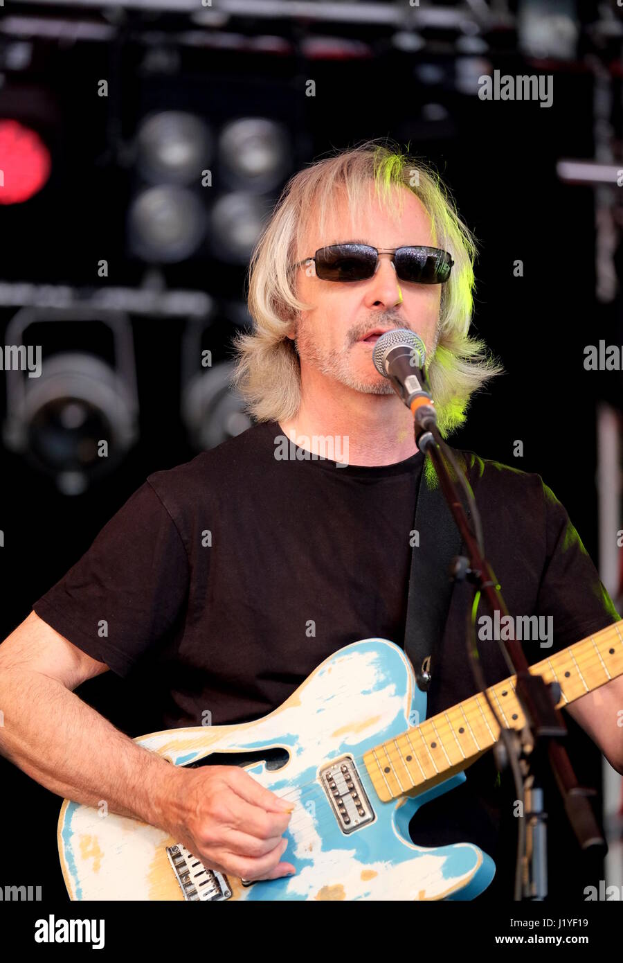 Tom Toomey guitarist with The Zombies Stock Photo - Alamy