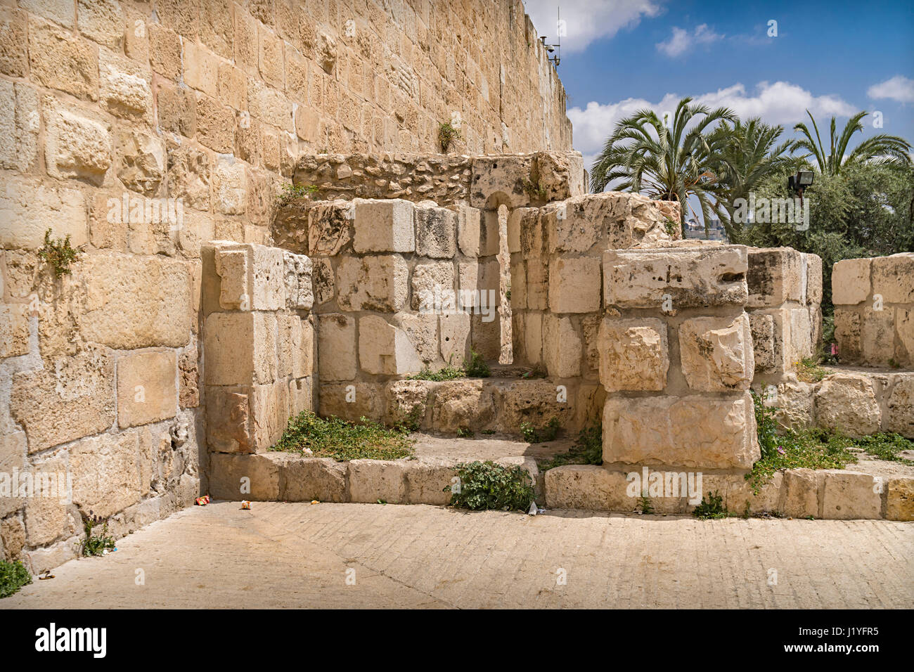 Fortification medieval walls of Jerusalem, Israel Stock Photo - Alamy