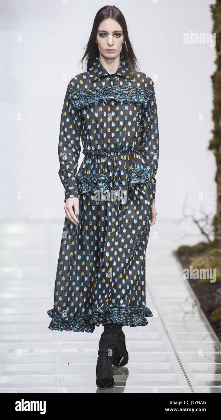 Tbilisi, Georgia. 22nd Apr, 2017. A model presents a creation by Sayya ...