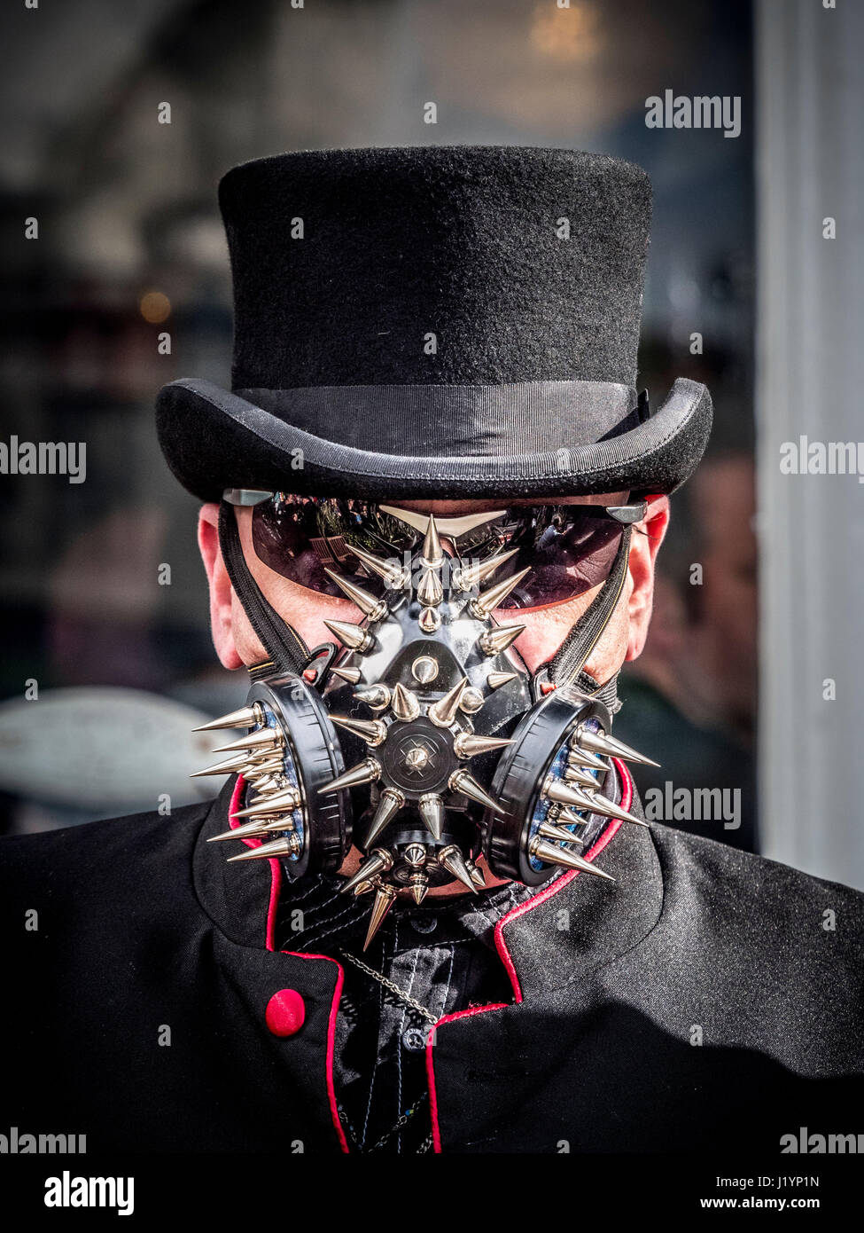 Studded gas mask hi-res stock photography and images - Alamy