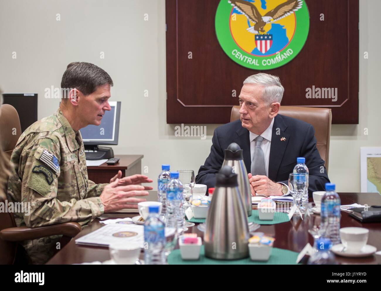 Briefing general hi-res stock photography and images - Alamy