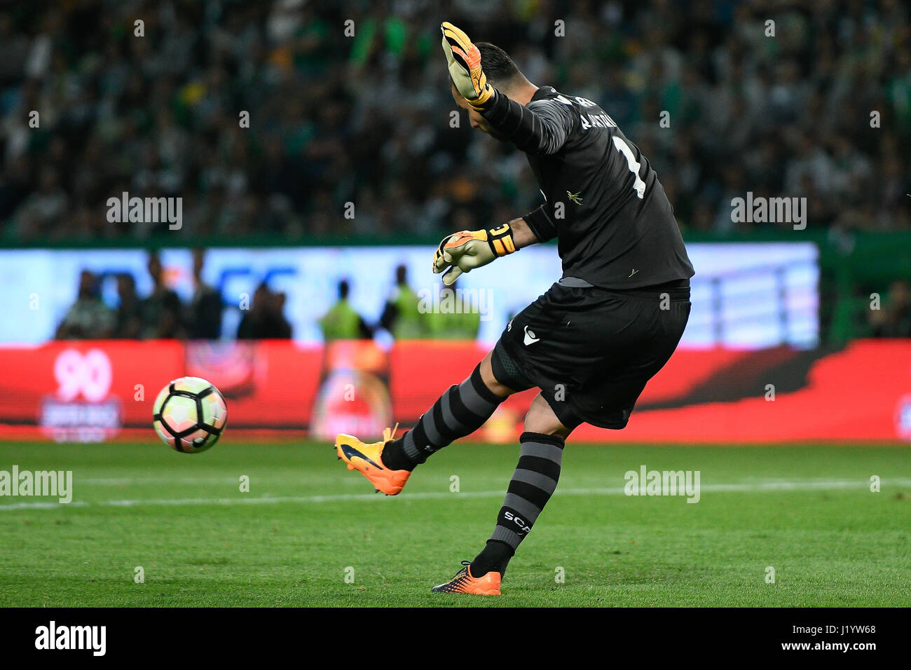 Portugal, Lisbon, April 22, 2017 - FOOTBALL: SPORTING CP x SL BENFICA ...