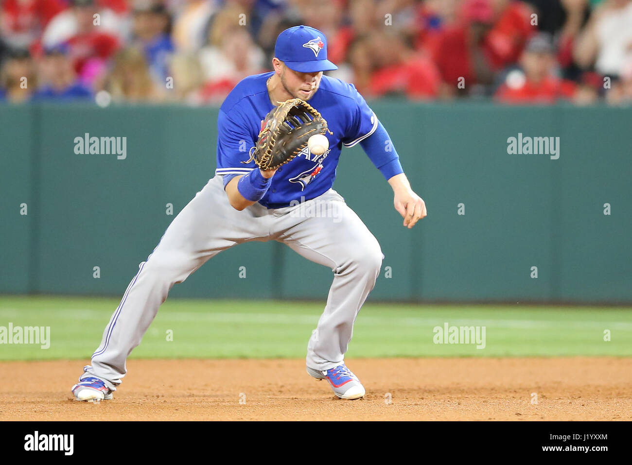 April 21, 2017: Toronto Blue Jays second baseman Ryan Goins #17 fields ...