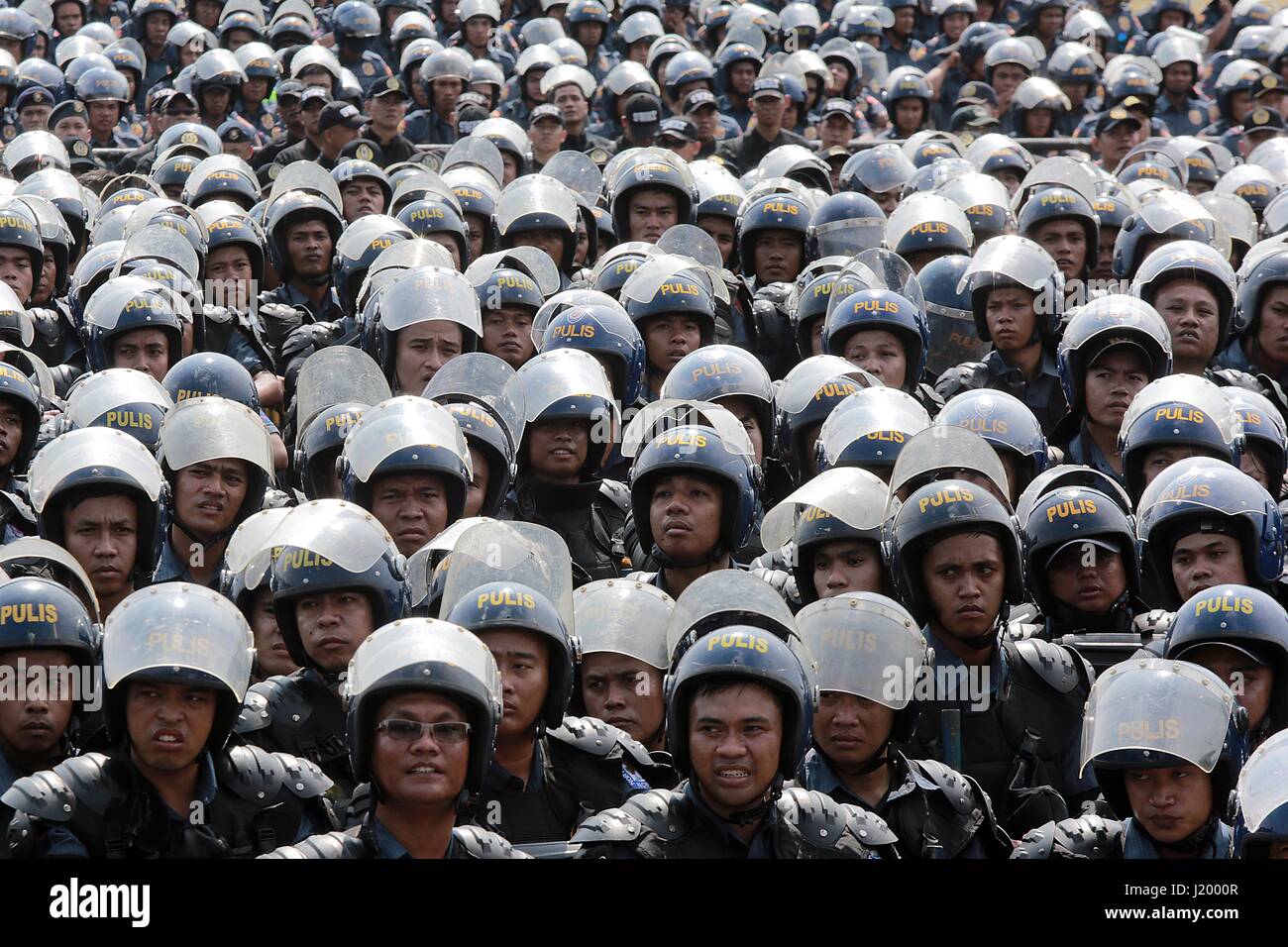 Manila, Philippines. 23rd Apr, 2017. Uniformed personnel attend the ...
