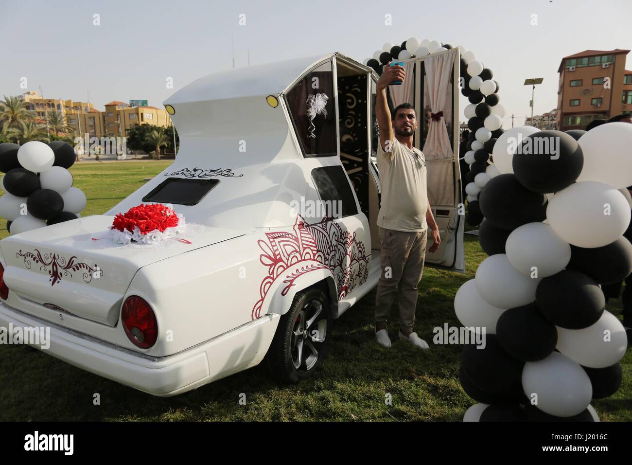 Gaza City, Gaza Strip, Palestinian Territory. 22nd Apr, 2017. A ...