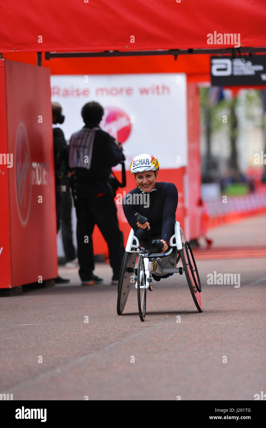 Wheelchair racers finish line hi-res stock photography and images - Alamy