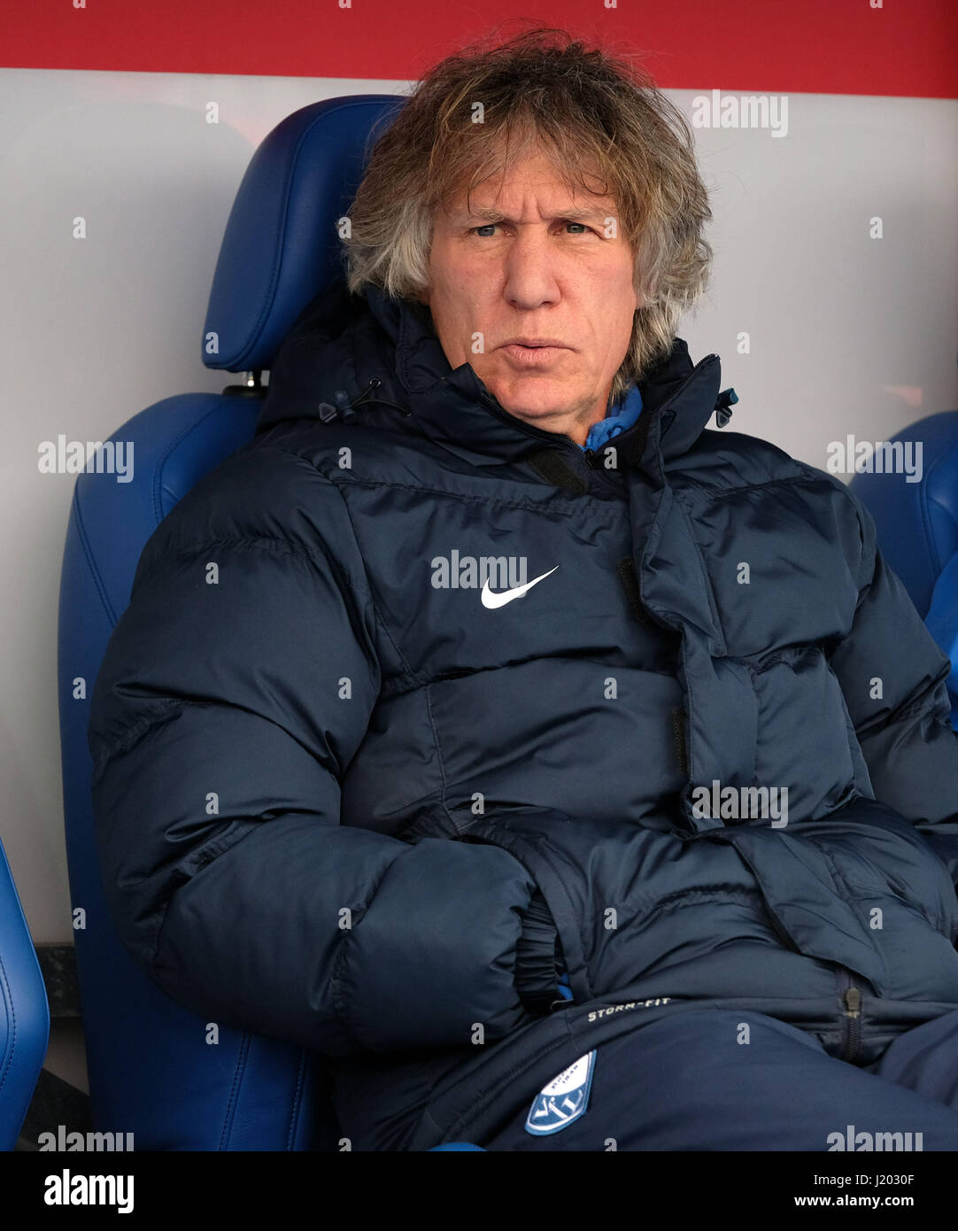 Bochum's coach Gertjan Verbeek, photographed before the 2nd Bundesliga ...