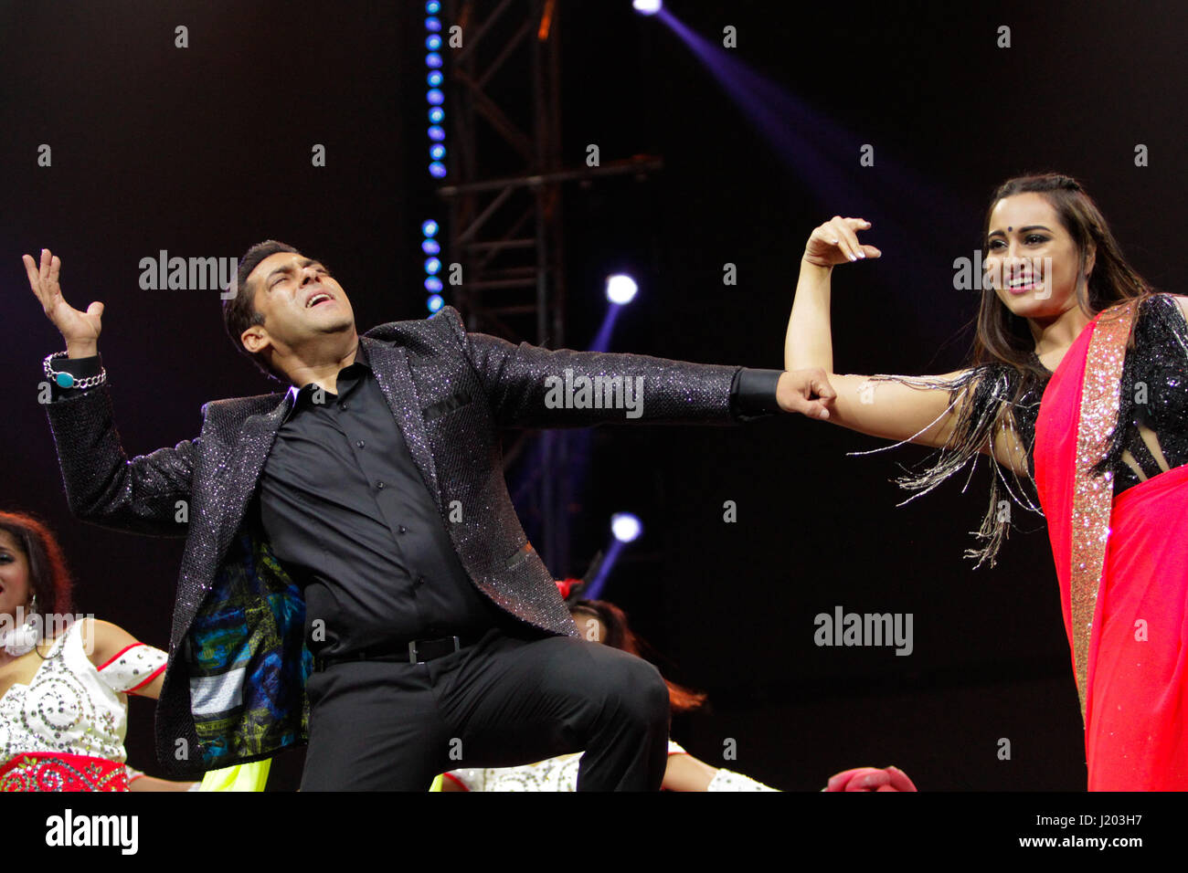 Salman khan dabangg hi-res stock photography and images - Alamy