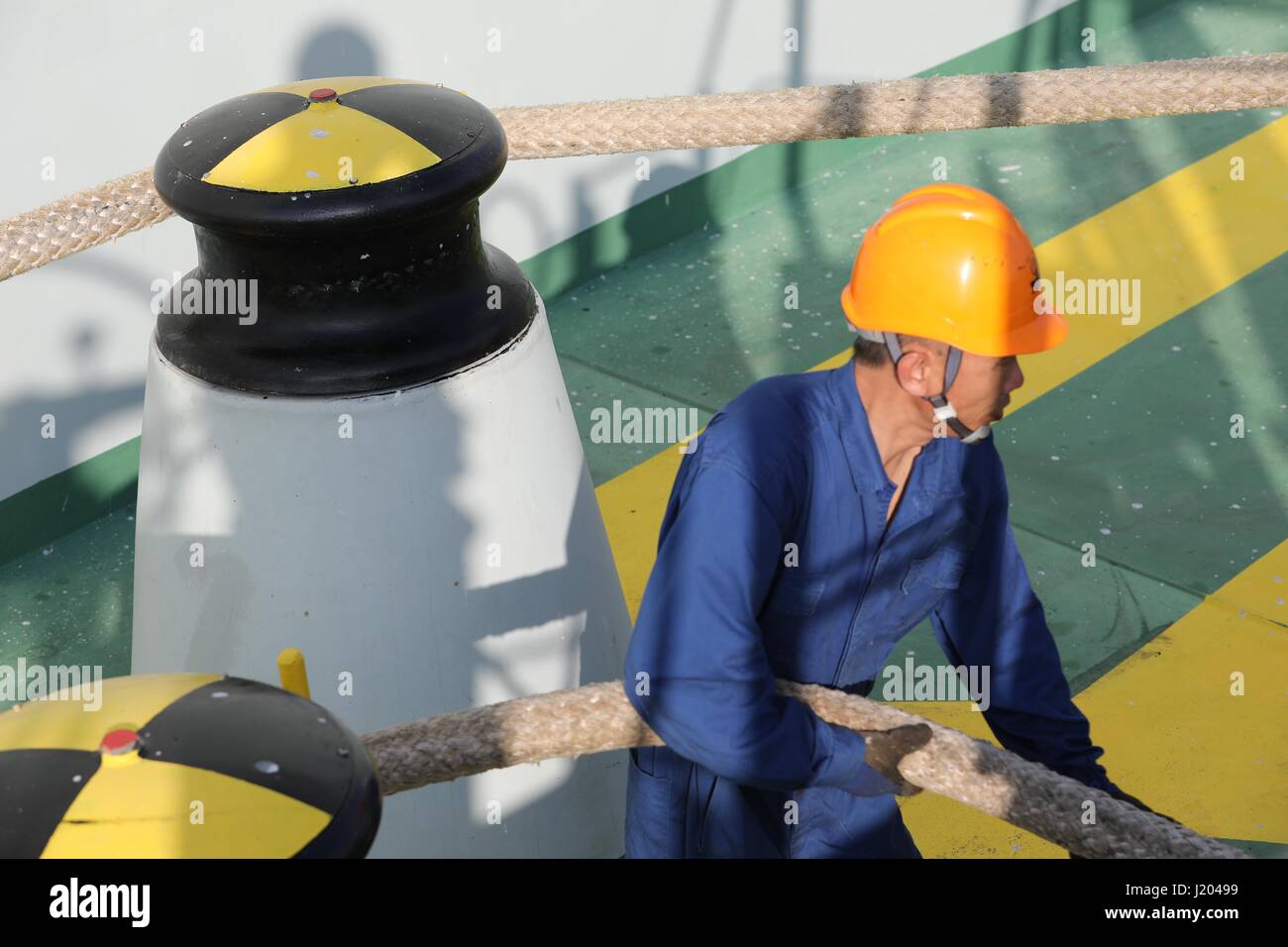 Asian seaman hi-res stock photography and images - Alamy
