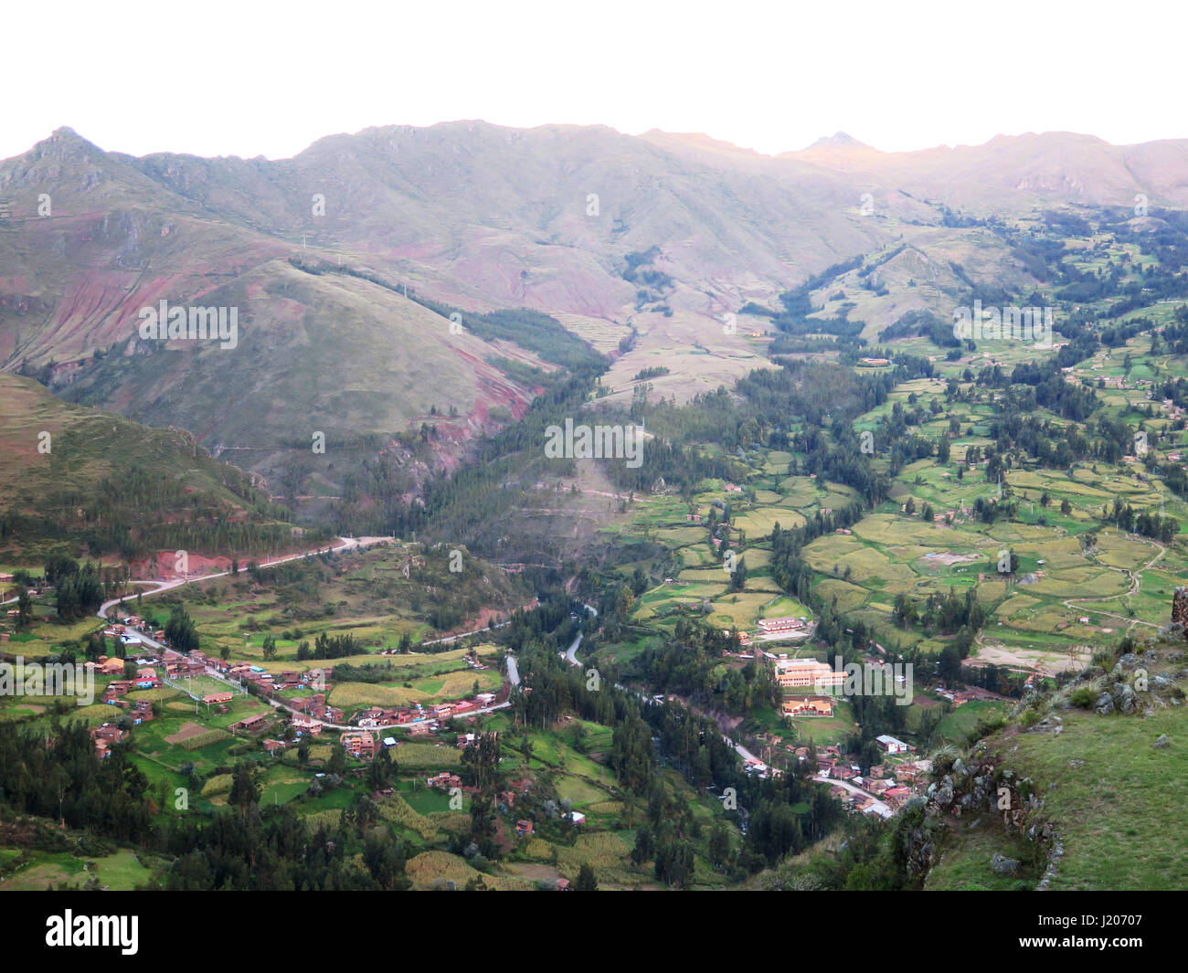 Pisaq inca ruins hi-res stock photography and images - Alamy