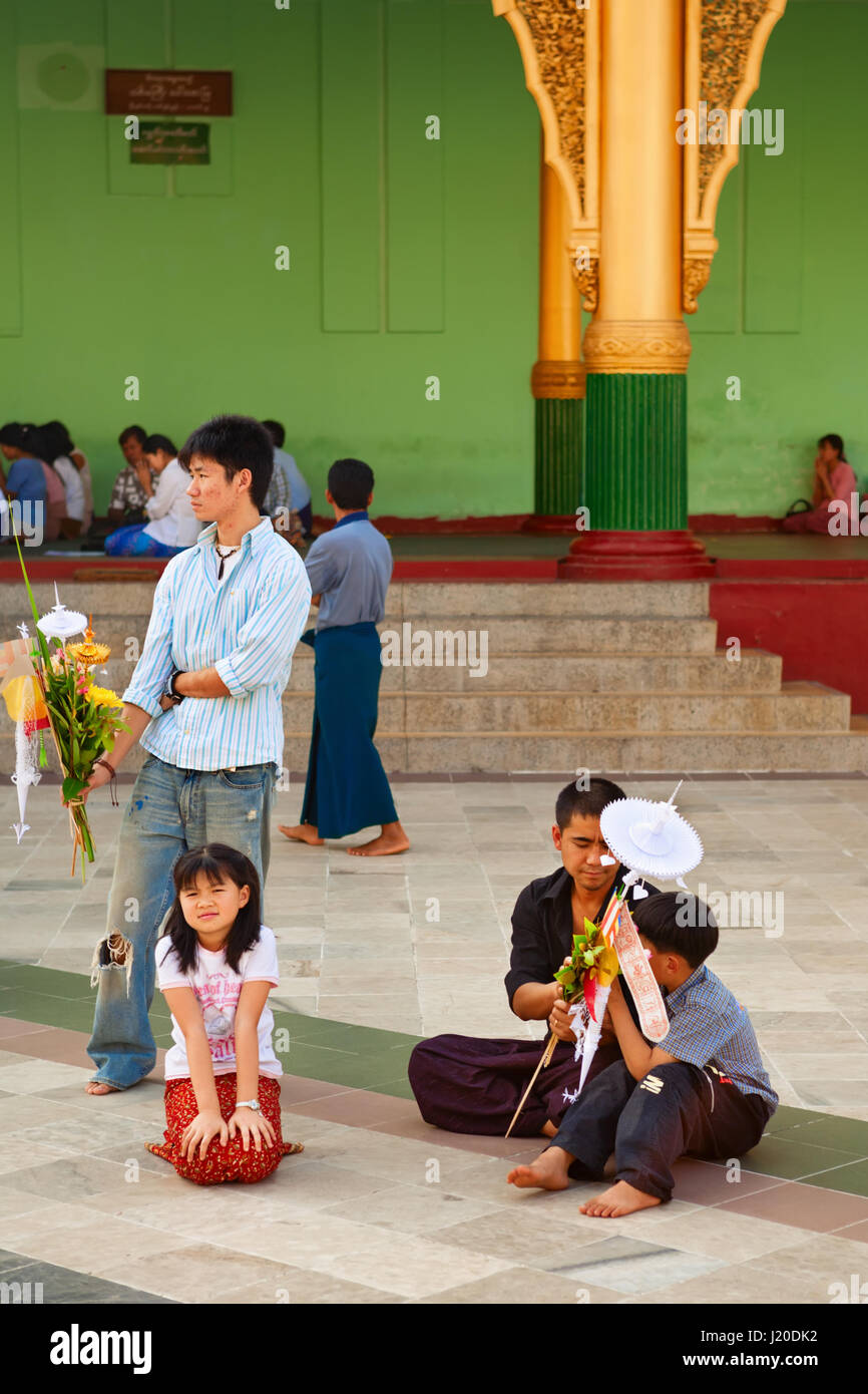Yangon, Myanmar January 01, 2007 - Burmese people with ritual offering ...