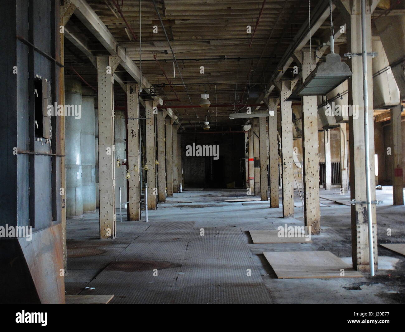 Pillsbury factory abandoned hi-res stock photography and images - Alamy