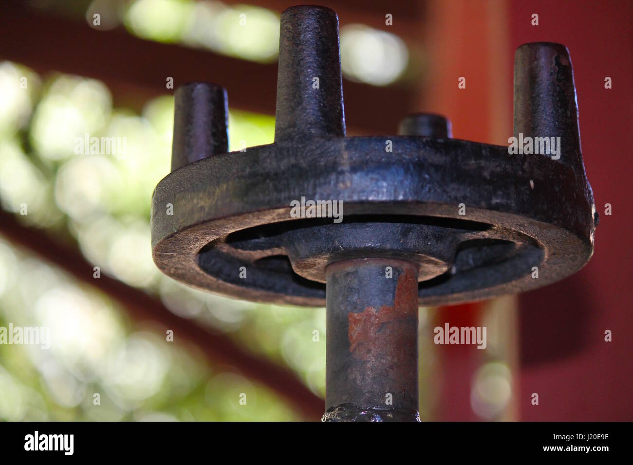Wrought iron apple press hi-res stock photography and images - Alamy