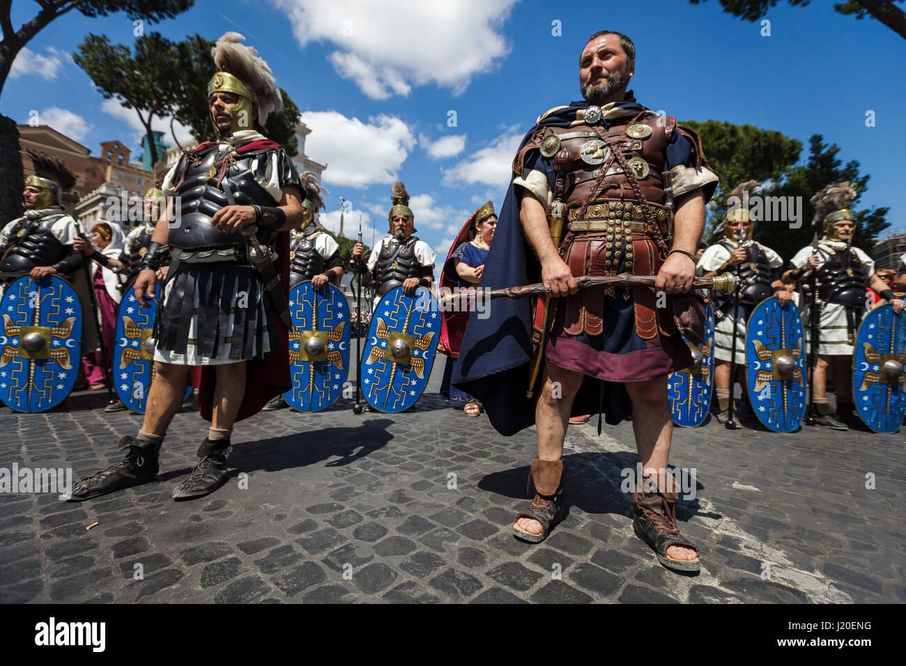 Rome, Italy. 23rd Apr, 2017. Members of the Roman Historical Group ...