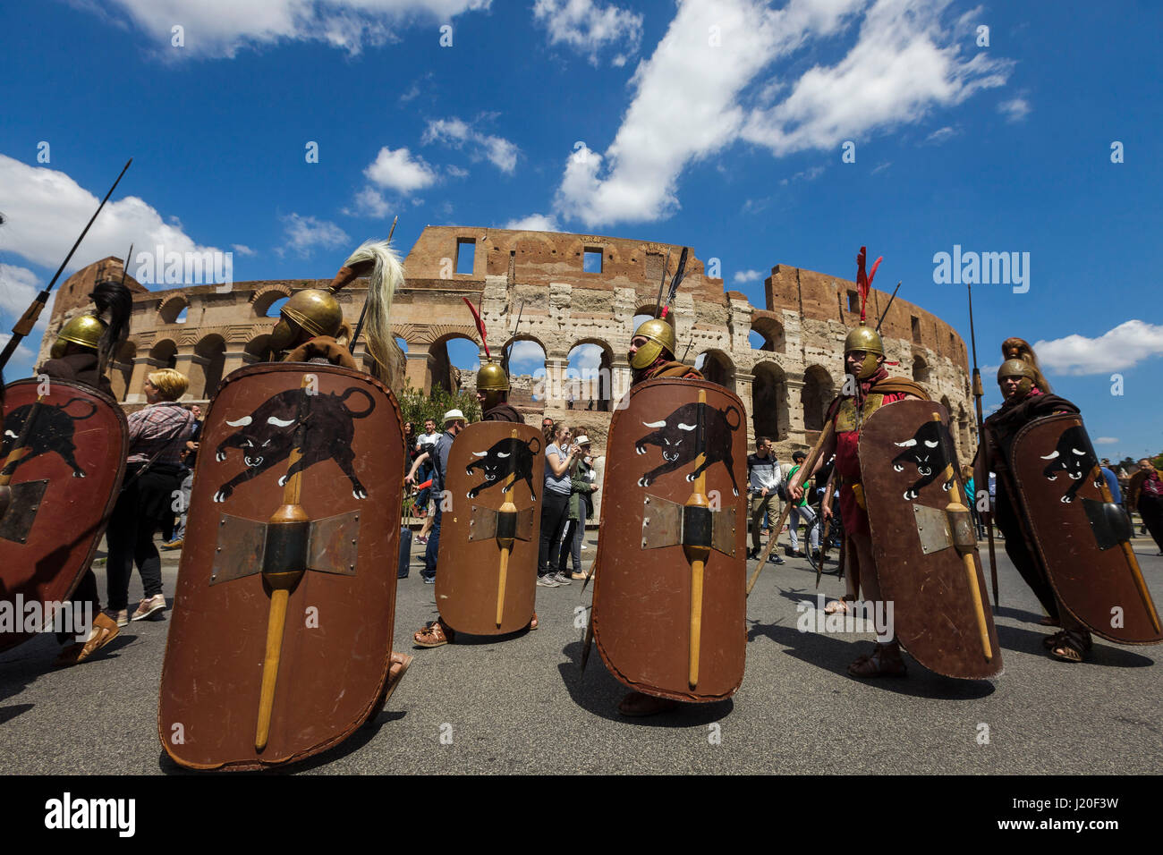 Rome, Italy. 23rd Apr, 2017. Members of the Roman Historical Group ...