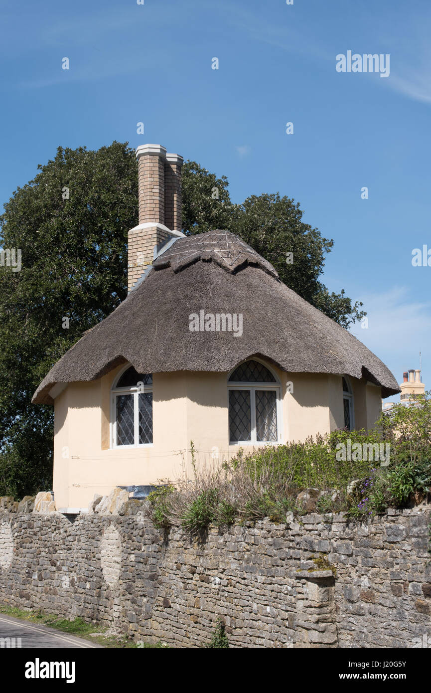 The thatched cottages of Dorset Stock Photo - Alamy