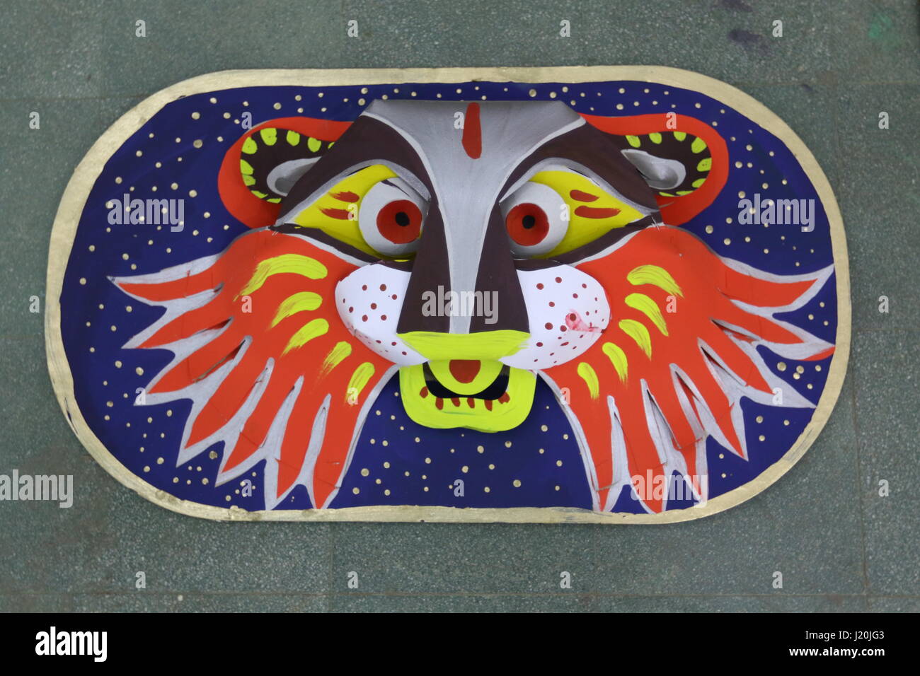 Bengali traditional Colorful masks Stock Photo - Alamy