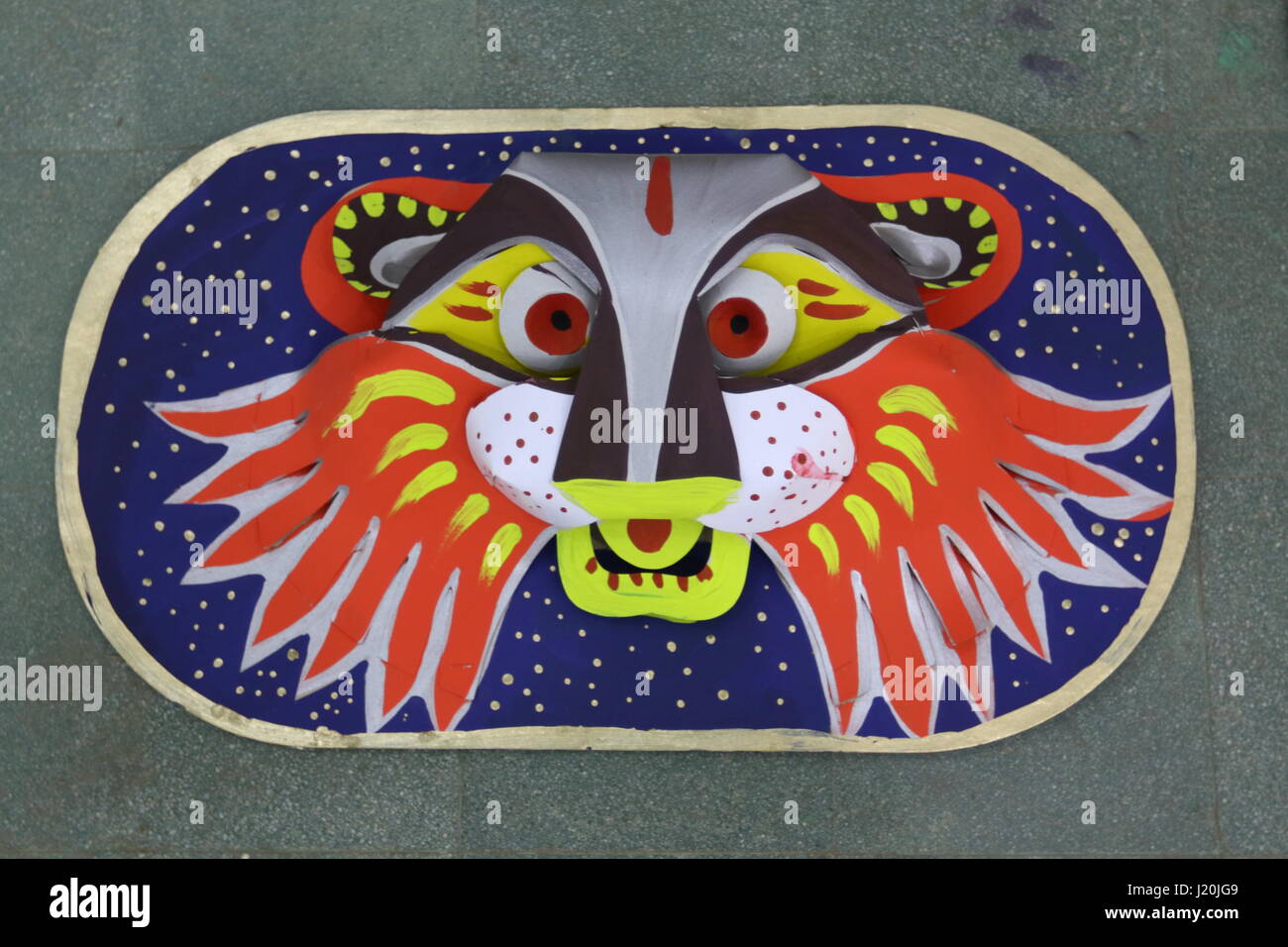 Bengali traditional Colorful masks Stock Photo - Alamy