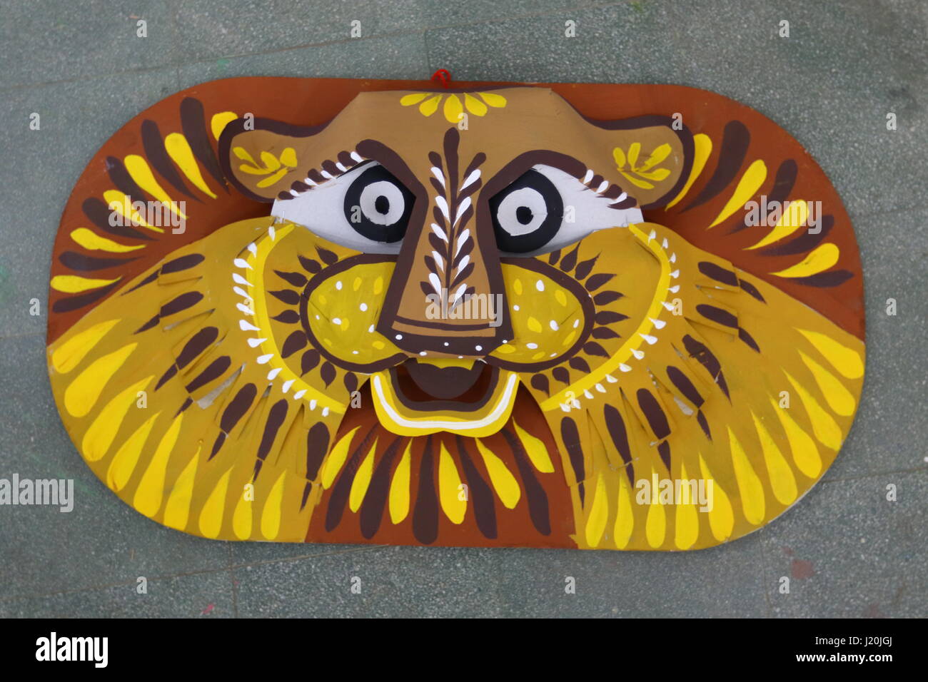 Bengali traditional Colorful masks Stock Photo - Alamy