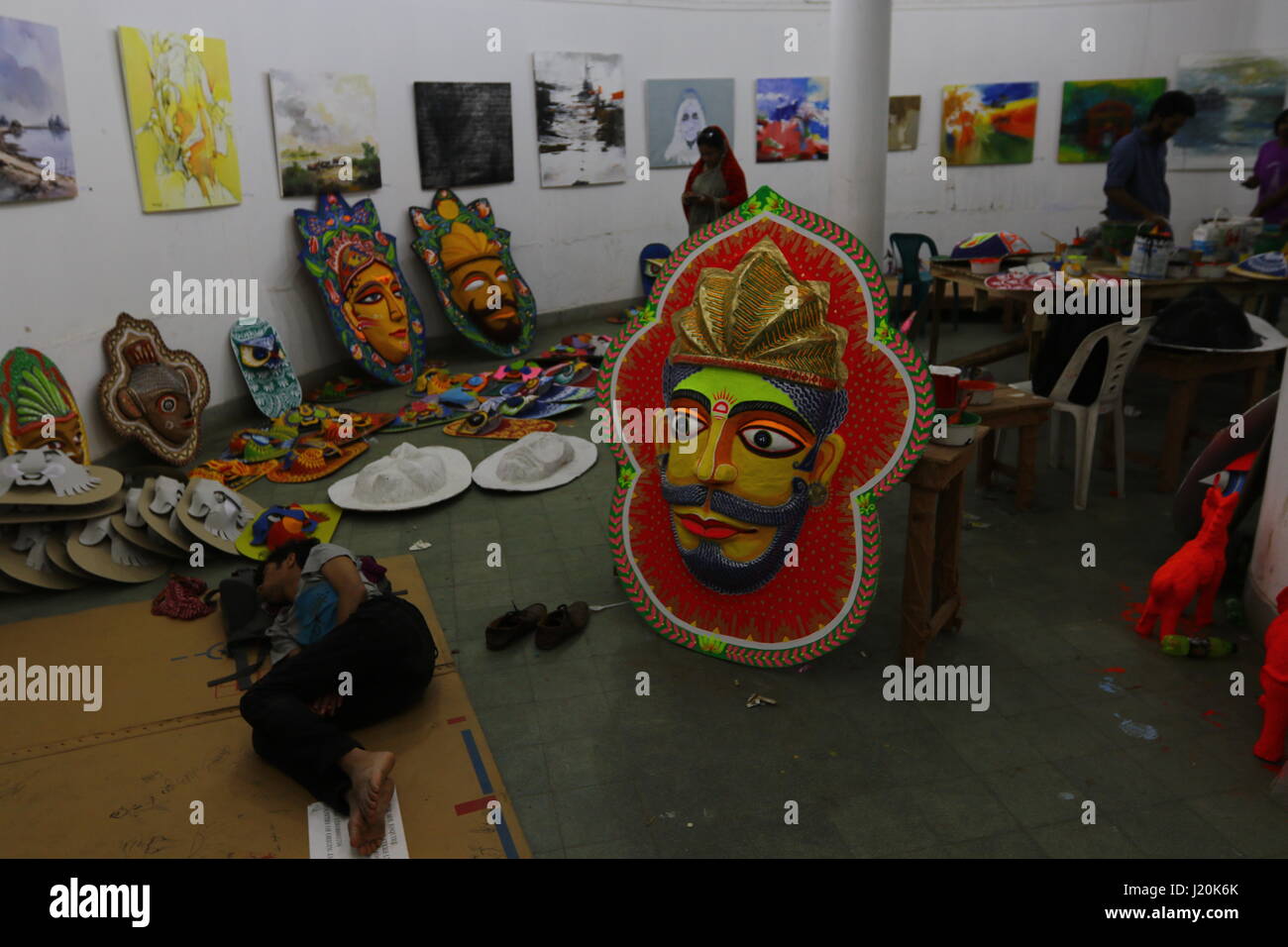 Bengali traditional Colorful masks Stock Photo - Alamy