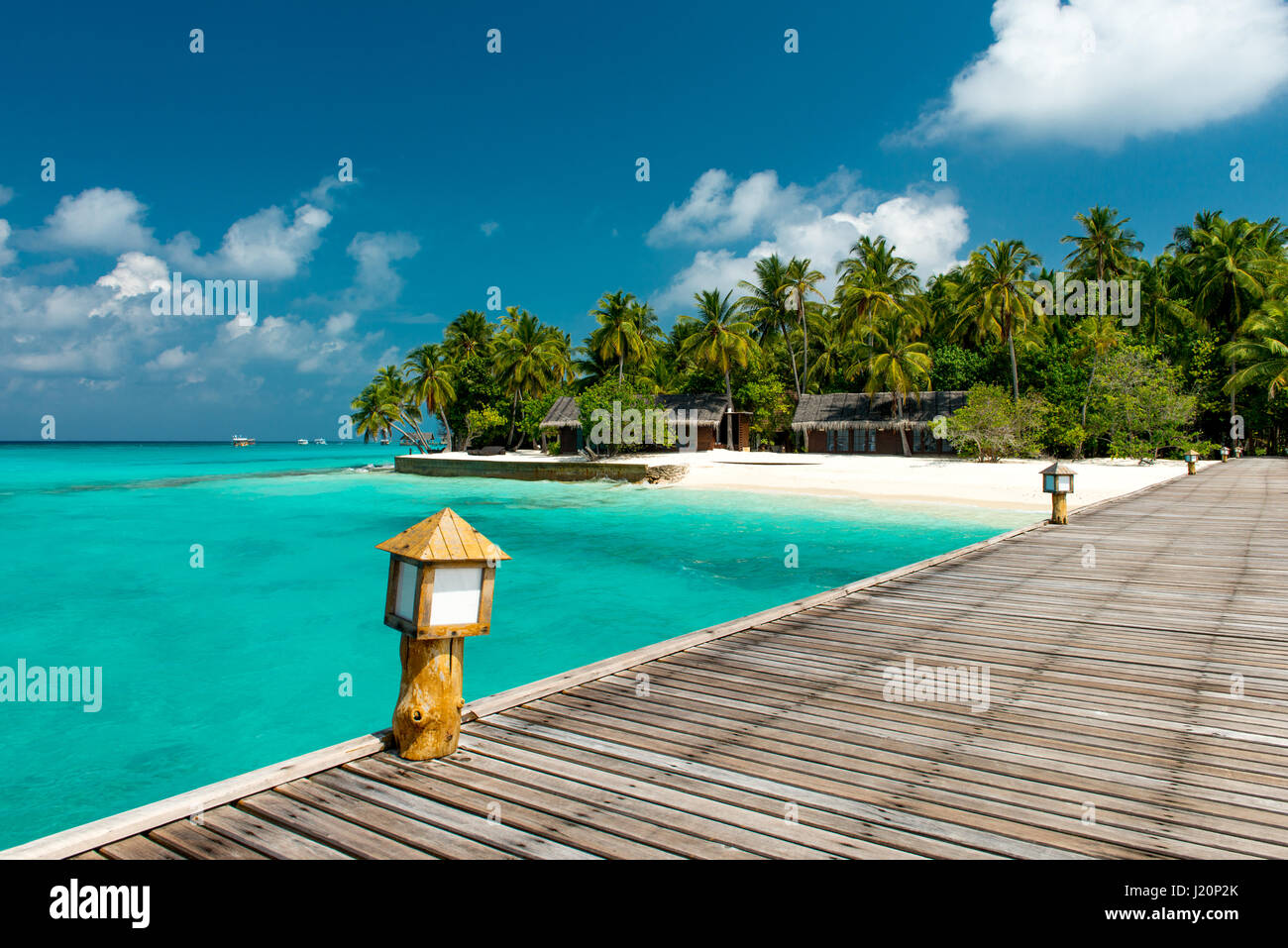 Jetty walkway beach resort hi-res stock photography and images - Alamy