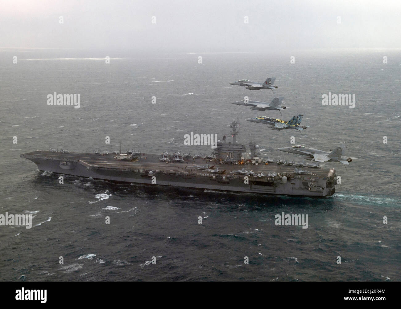Flying aircraft carrier hi-res stock photography and images - Alamy