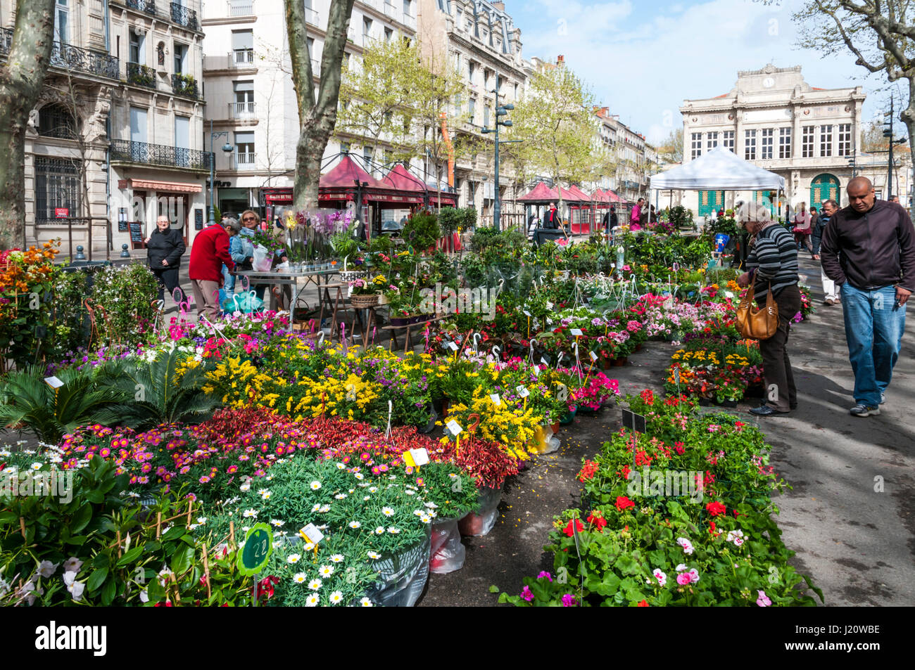 Beziers market hi-res stock photography and images - Alamy