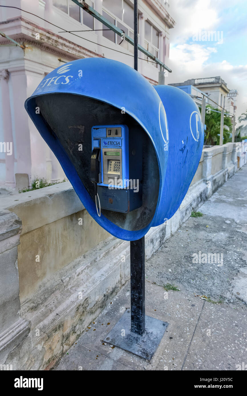Retro phone booth outdoors in Havana, Cuba Stock Photo - Alamy