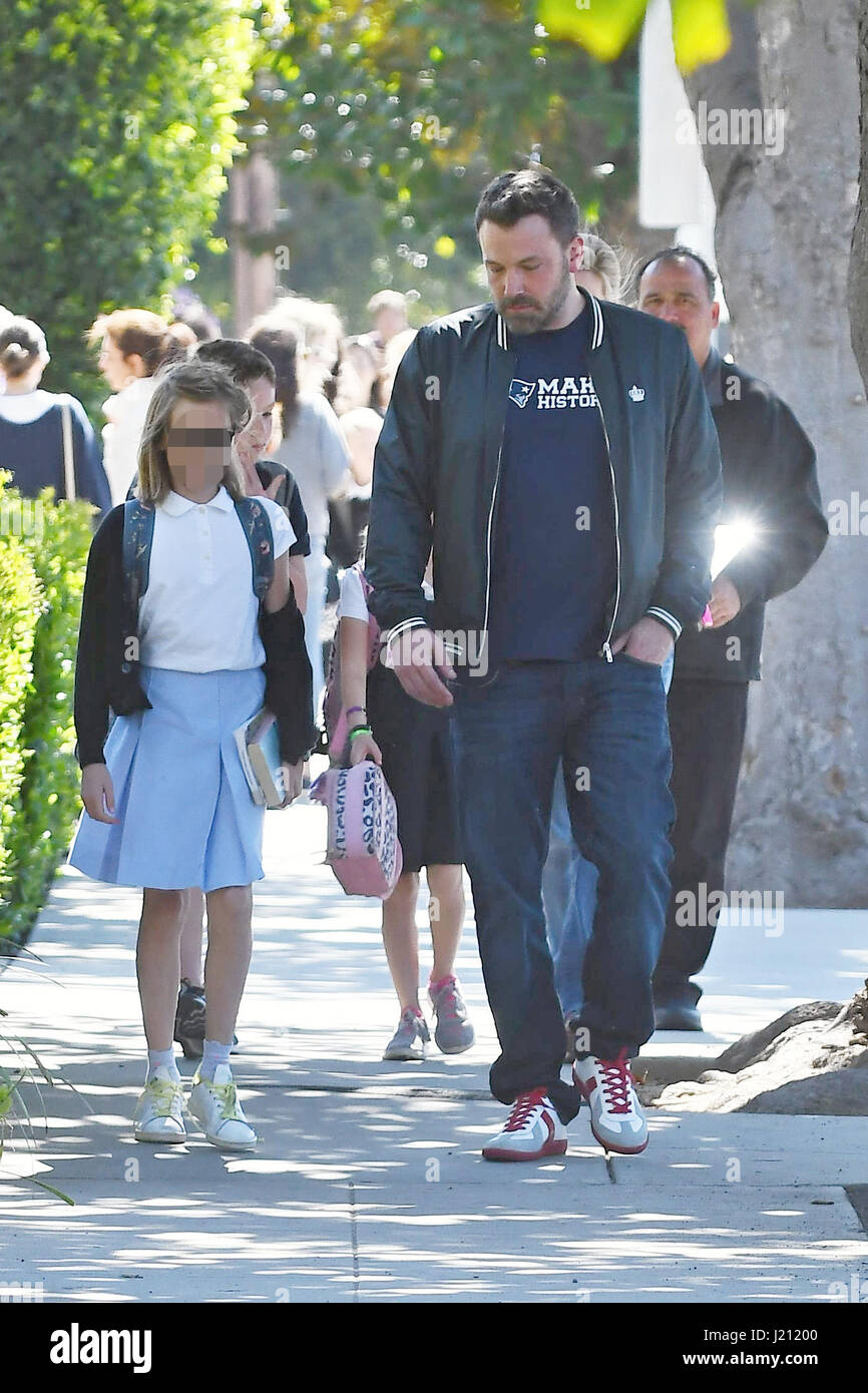 Ben Affleck out and about with his daughter Violet Affleck Featuring ...