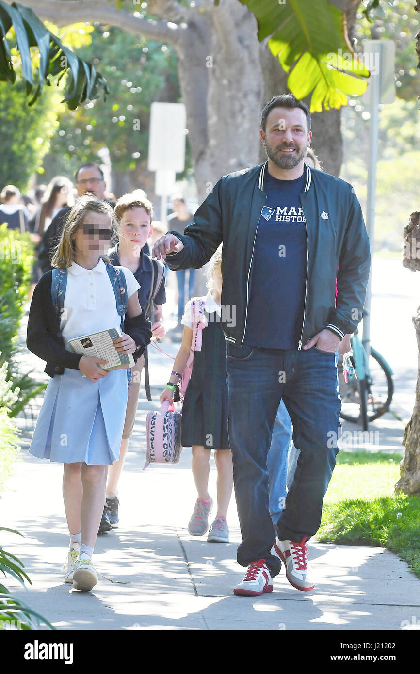 Ben Affleck out and about with his daughter Violet Affleck Featuring ...