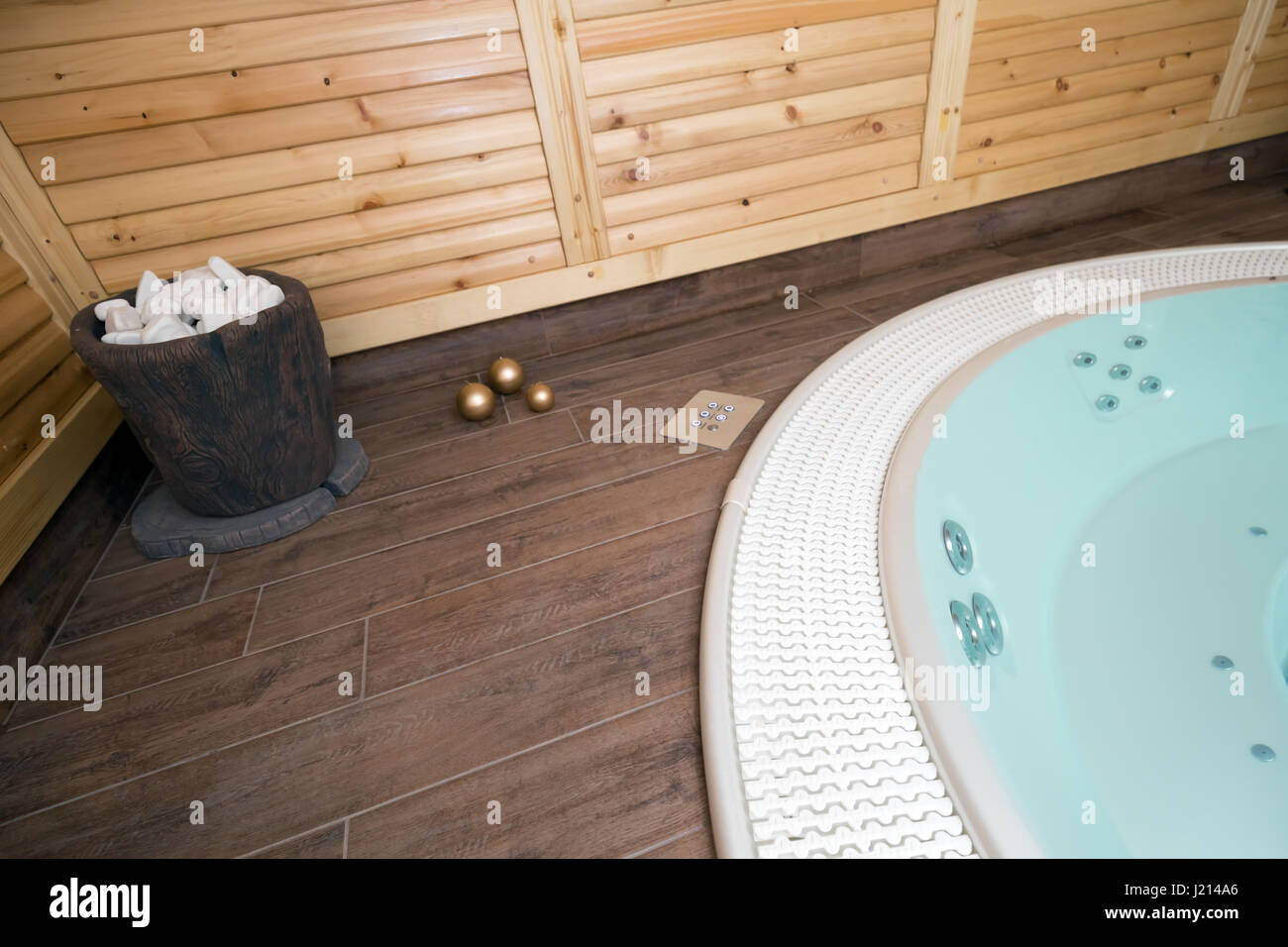 Luxury jacuzzi bathtub in home hi-res stock photography and images - Alamy